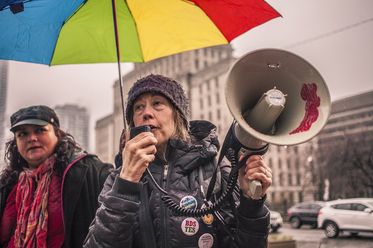 Resisting war requires principles and courage - Spring